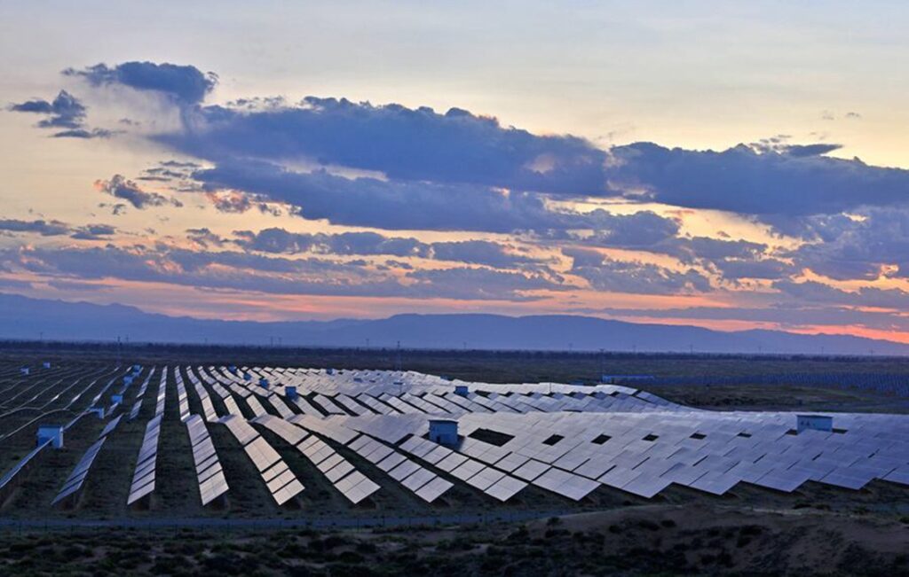 "Steed Power Station" au galop dans le désert - Boland Energy